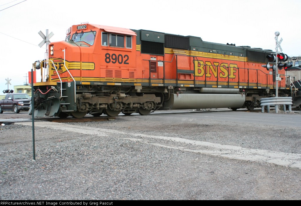 BNSF 8902